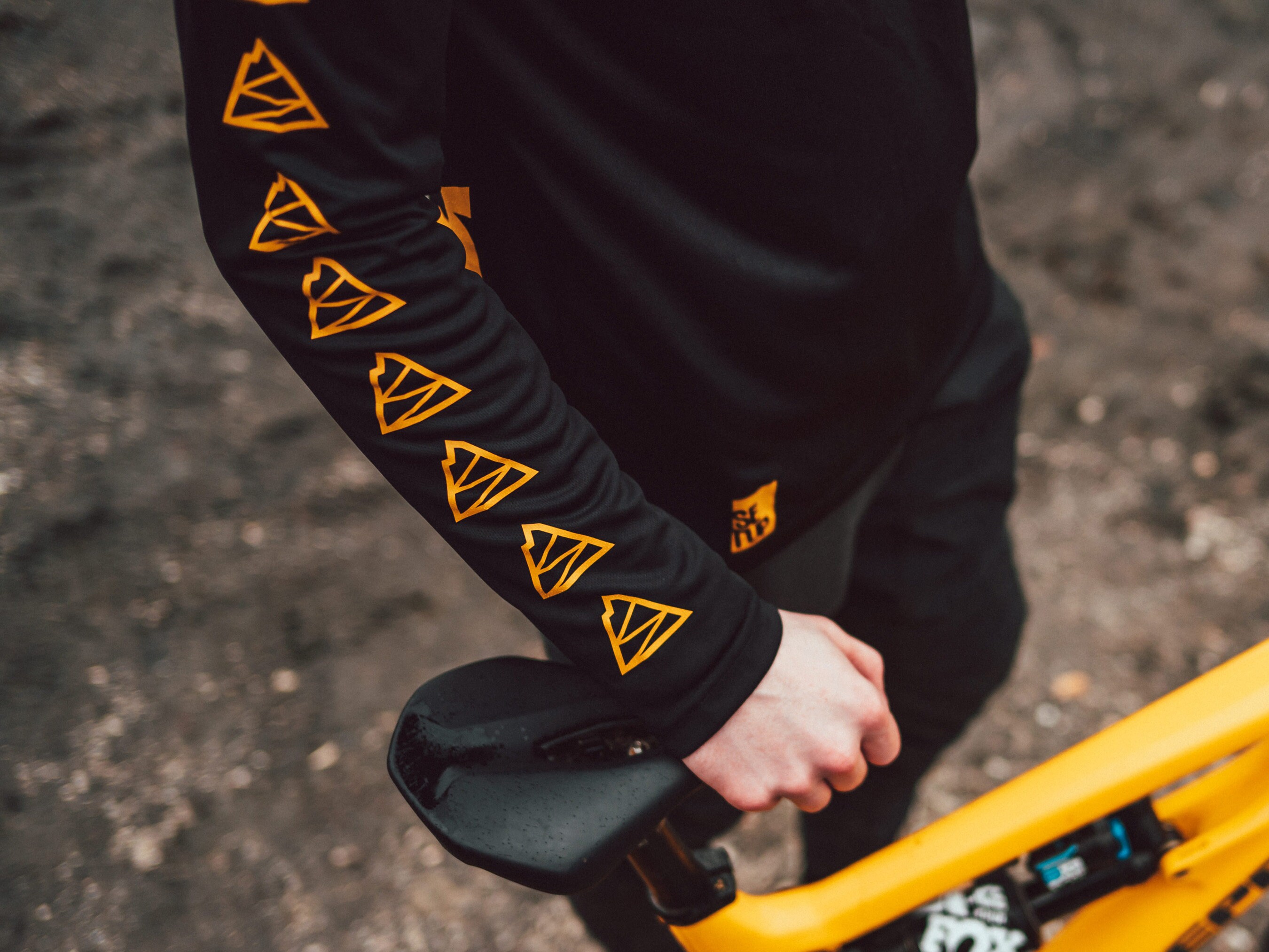 Setup MTN Stark MTB Fastdry Mens Mountain Bike Jersey in Black ...