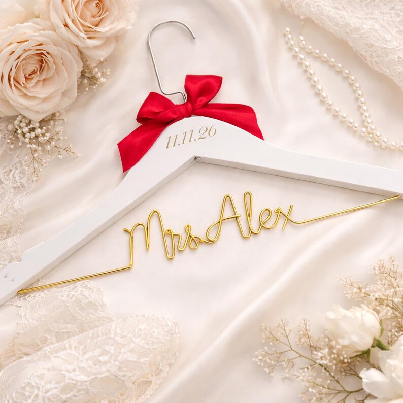 Custom Bridal Hanger With Name & Date • Personalized Wedding Dress ...