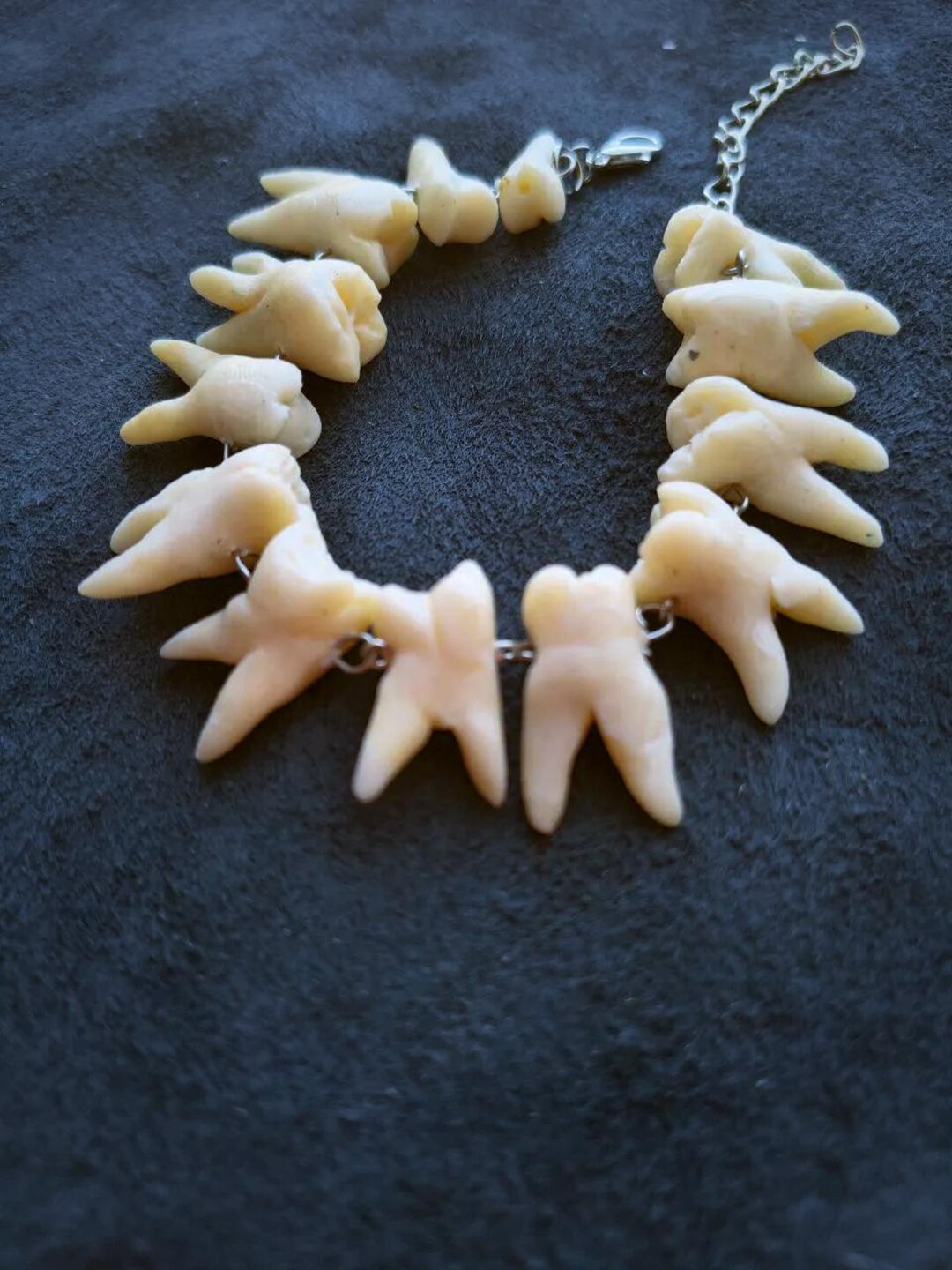 Tooth Bracelet – Hand Sculpted Teeth Chain Bracelet - Etsy