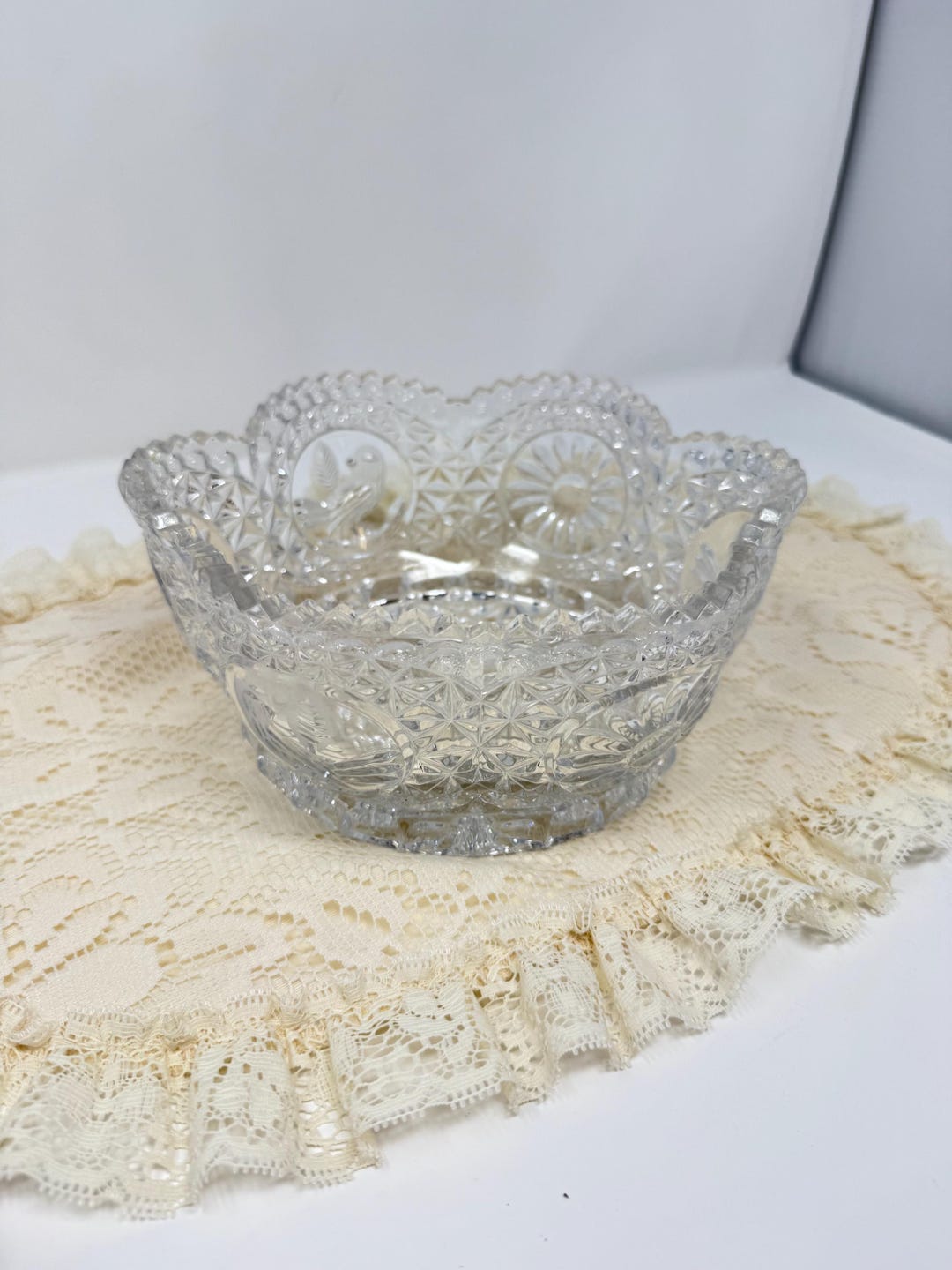 Vintage Hofbauer Byrdes Crystal Compote Bowl Sawtooth Edge Bird Design ...
