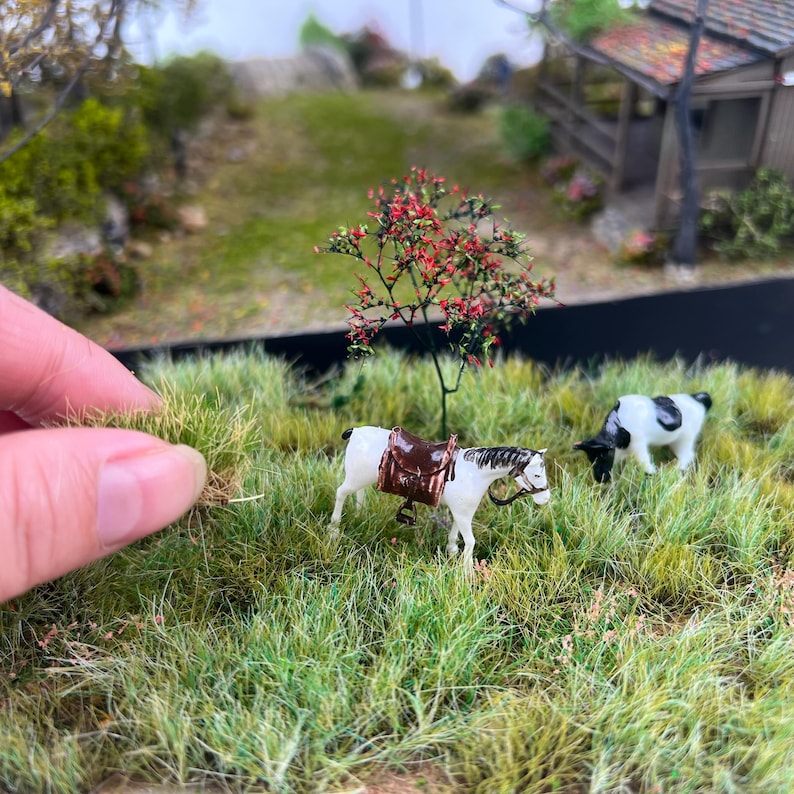 16mm Miniature Grass, Tear-off Weed Clumps, Railway Model Layout ...