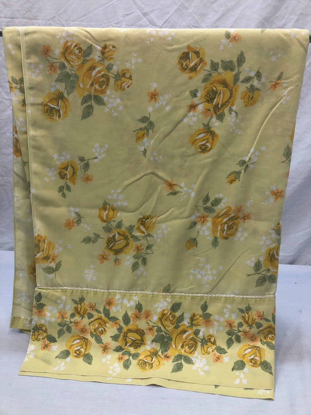 Vintage Cannon Blue Flat Twin Floral Sheet, Blue Sheet With Blue Roses ...