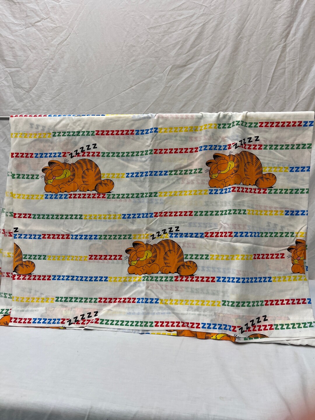 Vintage Twin Size Flat Garfield Sheet, 1978 United Feature Syndicate ...