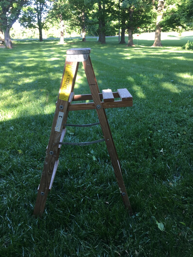Vintage Step Ladder 4 Steps - Etsy