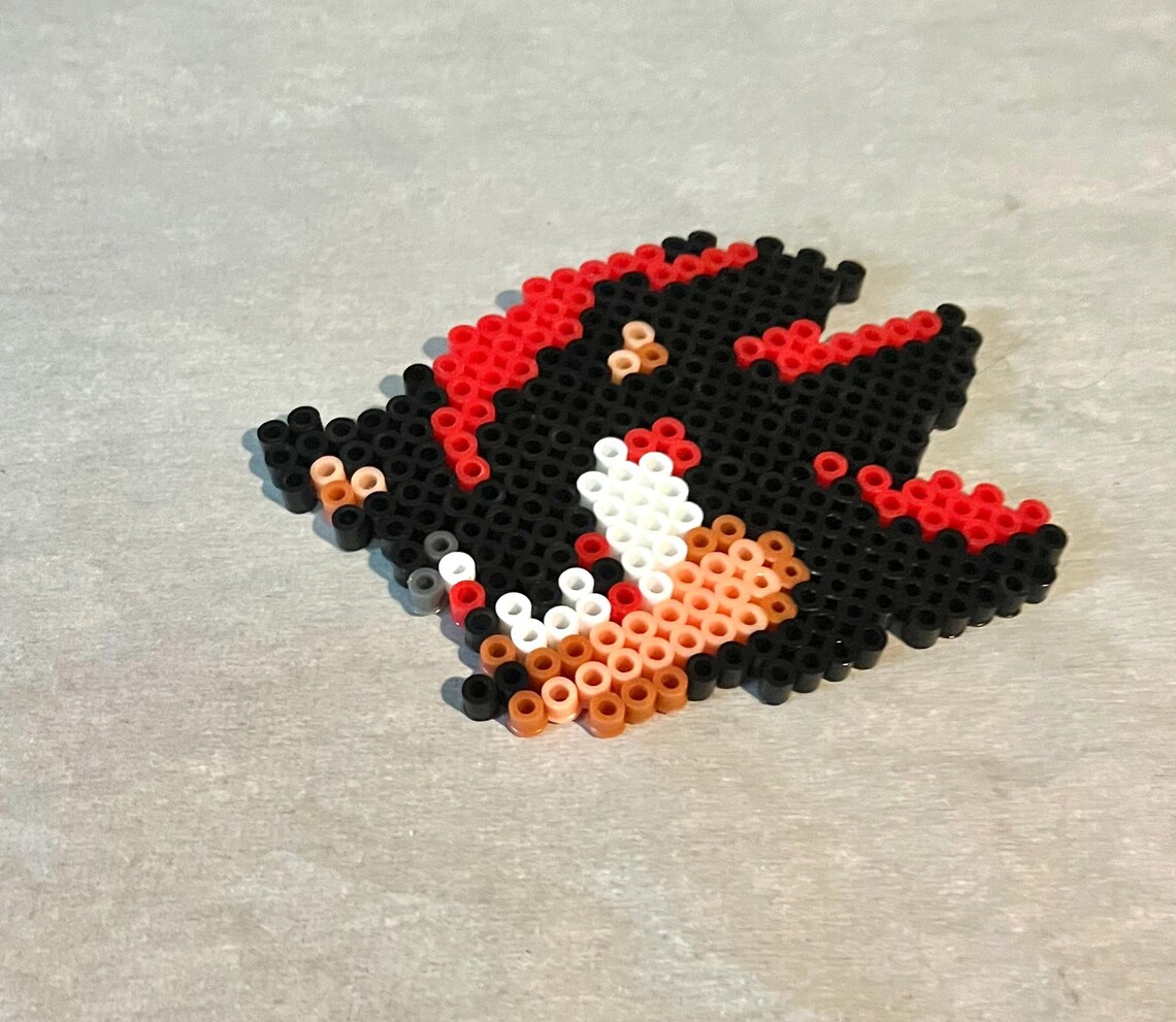 Shadow the Hedgehog Face Perler Beads - Etsy