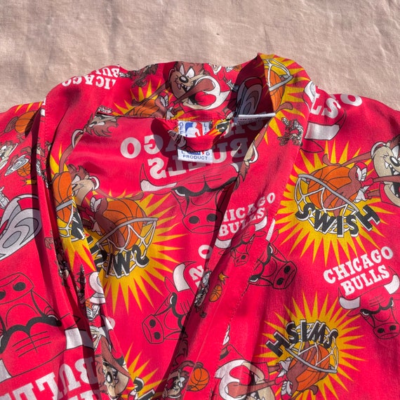 100% Silk Chicago Bulls Taz Robe | 1990's Basketball … - Gem