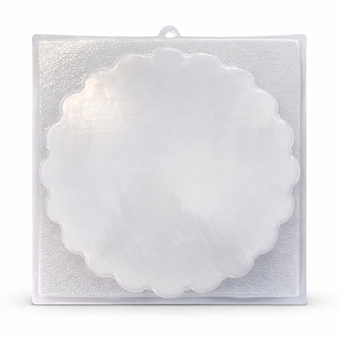 Scalloped Round Gelatin Mold – Clear Plastic Jello, Chocolate & Candy ...