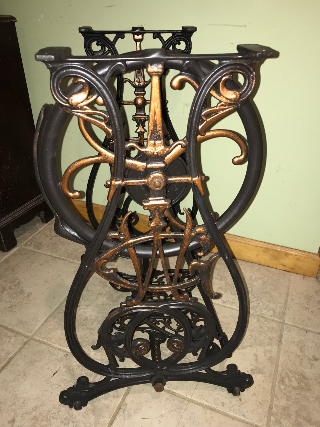 Willcox & Gibbs Treadle Sewing Machine Cast Iron Base Ornate Pat.date ...