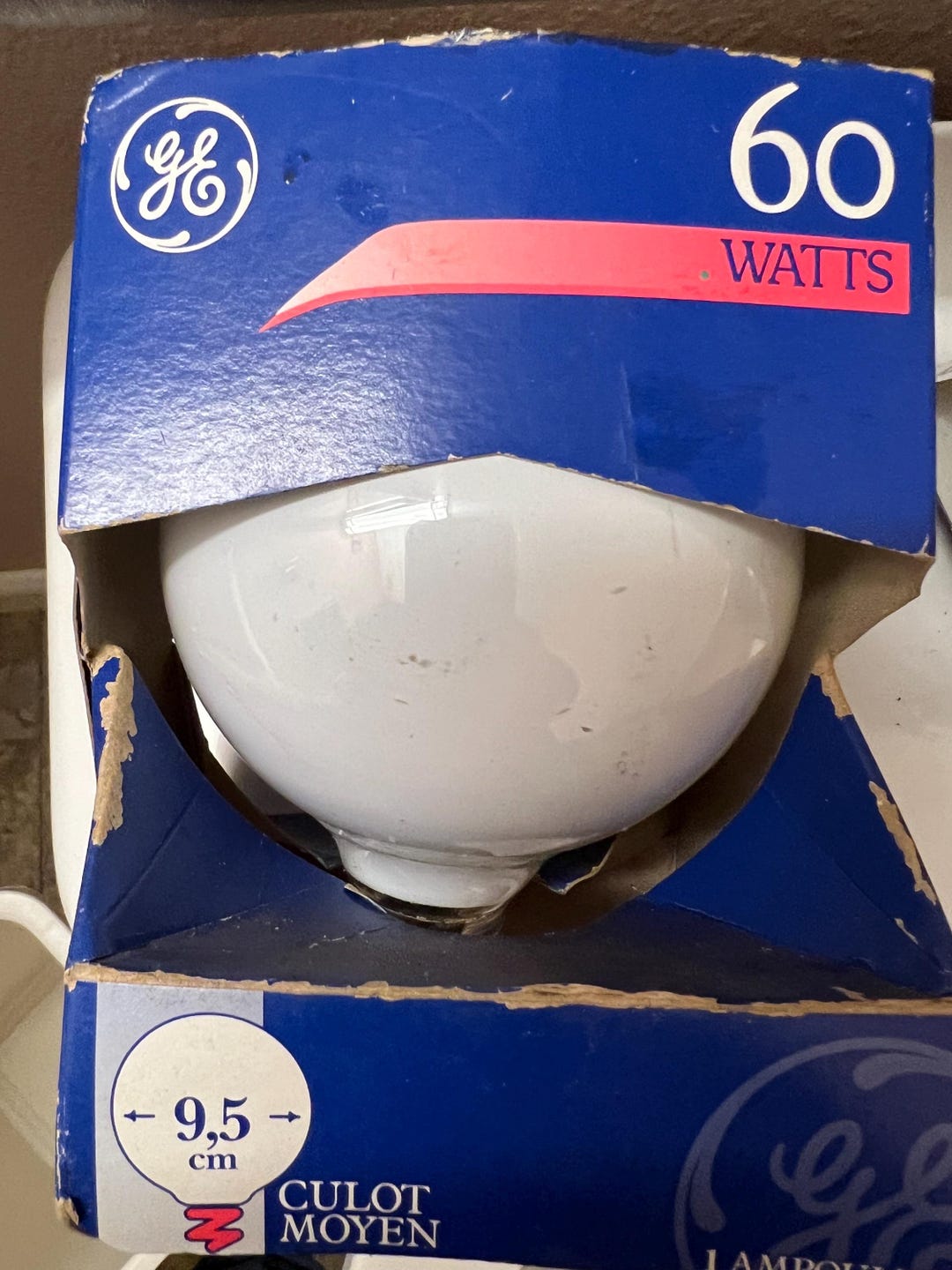 GE G40 60w Globe 3 3/4 Inch Medium Base White Incandescent New Old ...