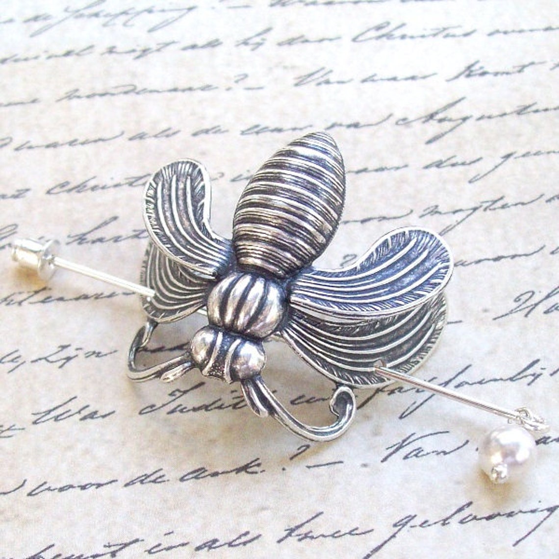 Bee Shawl Pin, Honeybee Scarf Pin, Silver Shawl Pin, Silver Bee, Bumble ...