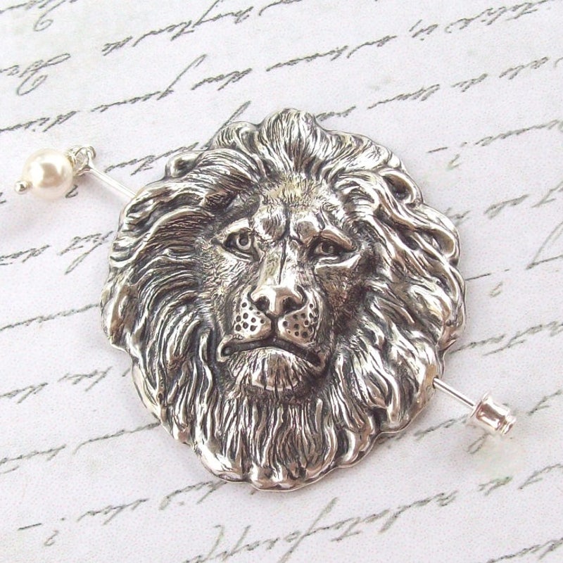 Lion Pin - Etsy