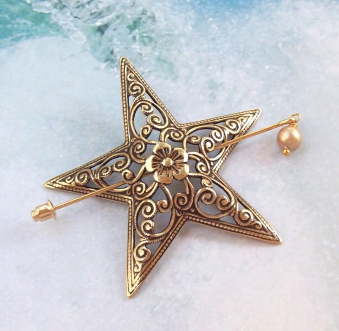Star Shawl Pin, Filigree Scarf Pin, Gold Star Sweater Pin, Spring ...