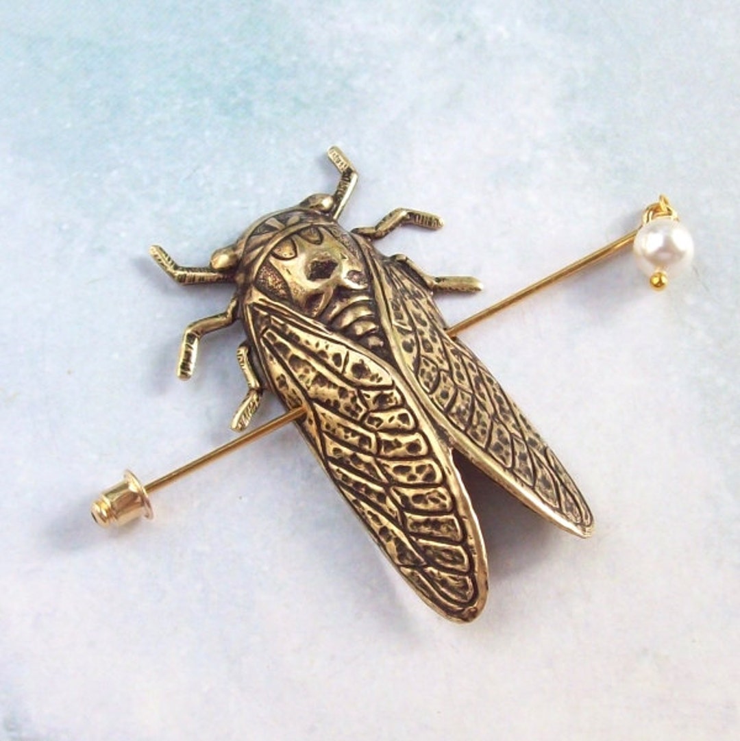 Cicada Shawl Pin, Bug Lapel Pin, Gold Shawl Pin, Sweater Pin, Moth ...
