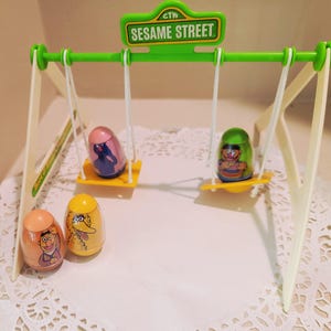 Vintage 1980s Sesame Street Hasbro Bert & Ernie Weebles Playground Set ...