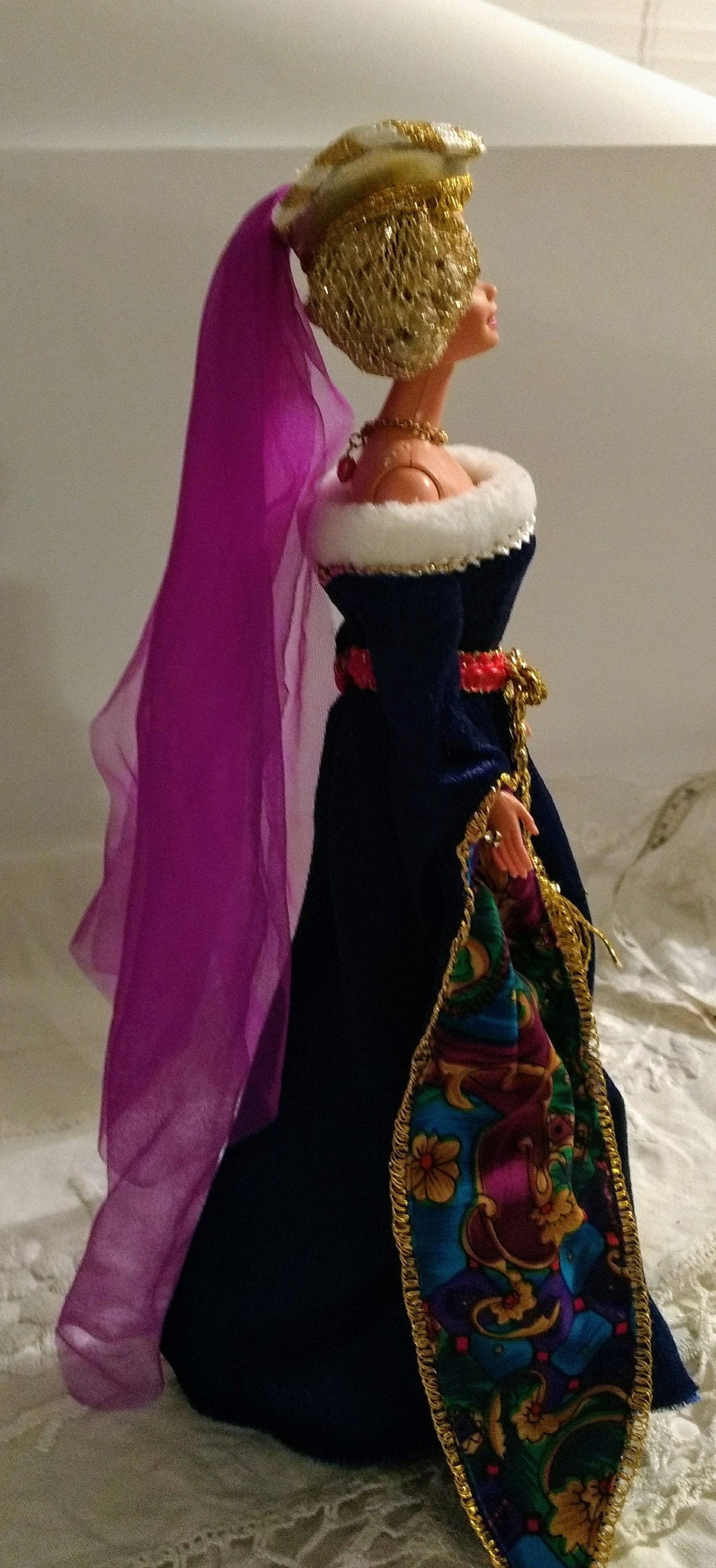 Vintage Medieval Lady Barbie 1995 | Etsy