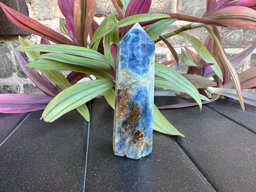 Blue Kyanite Tower Point Madagascar - Etsy