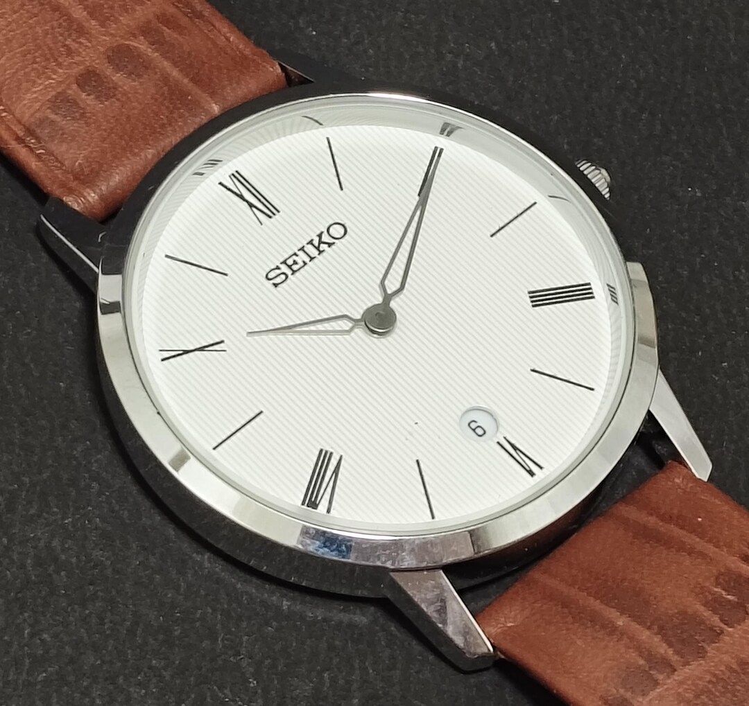 Vintage Seiko Slim Tank Quartz Roman Numerals Date Men's Wristwatch - Etsy