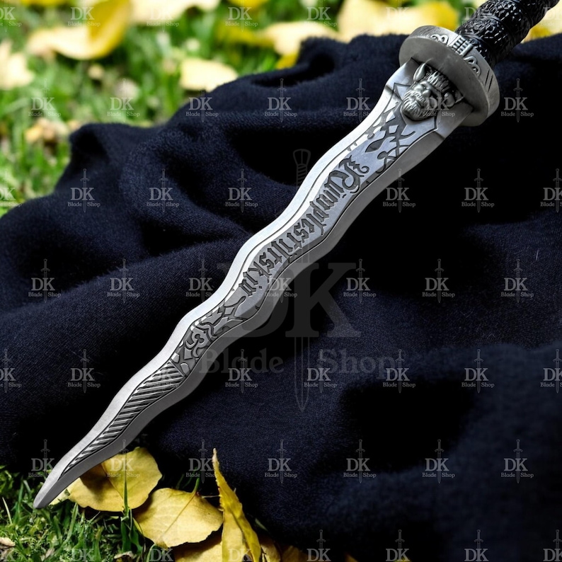 Once Upon a Time Rumpelstiltskin's Dagger | Dark One Dagger Replica ...