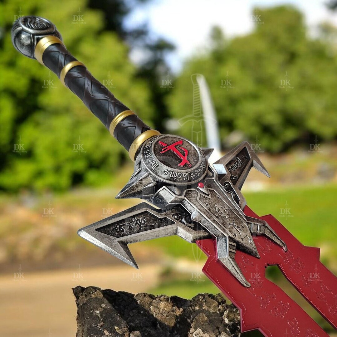 Doom Eternal Crucible Sword Prop – Doom Guy Cosplay Prop | 48" Large ...