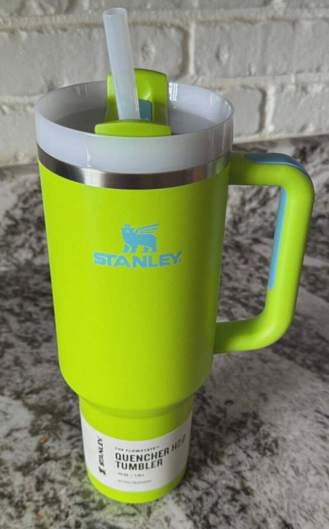 Stanley Quencher Exclusive Color Heat Wave Bright Lime 40oz Tumbler DSG ...