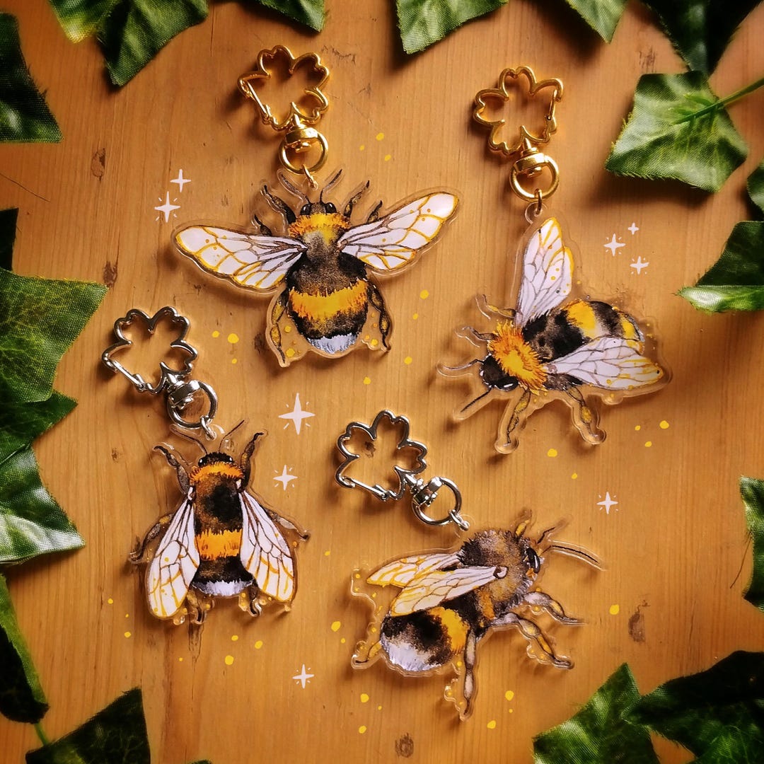 Fluffy Bumblebee Friend Keyrings (100% Recycled) + Bumblebee ...