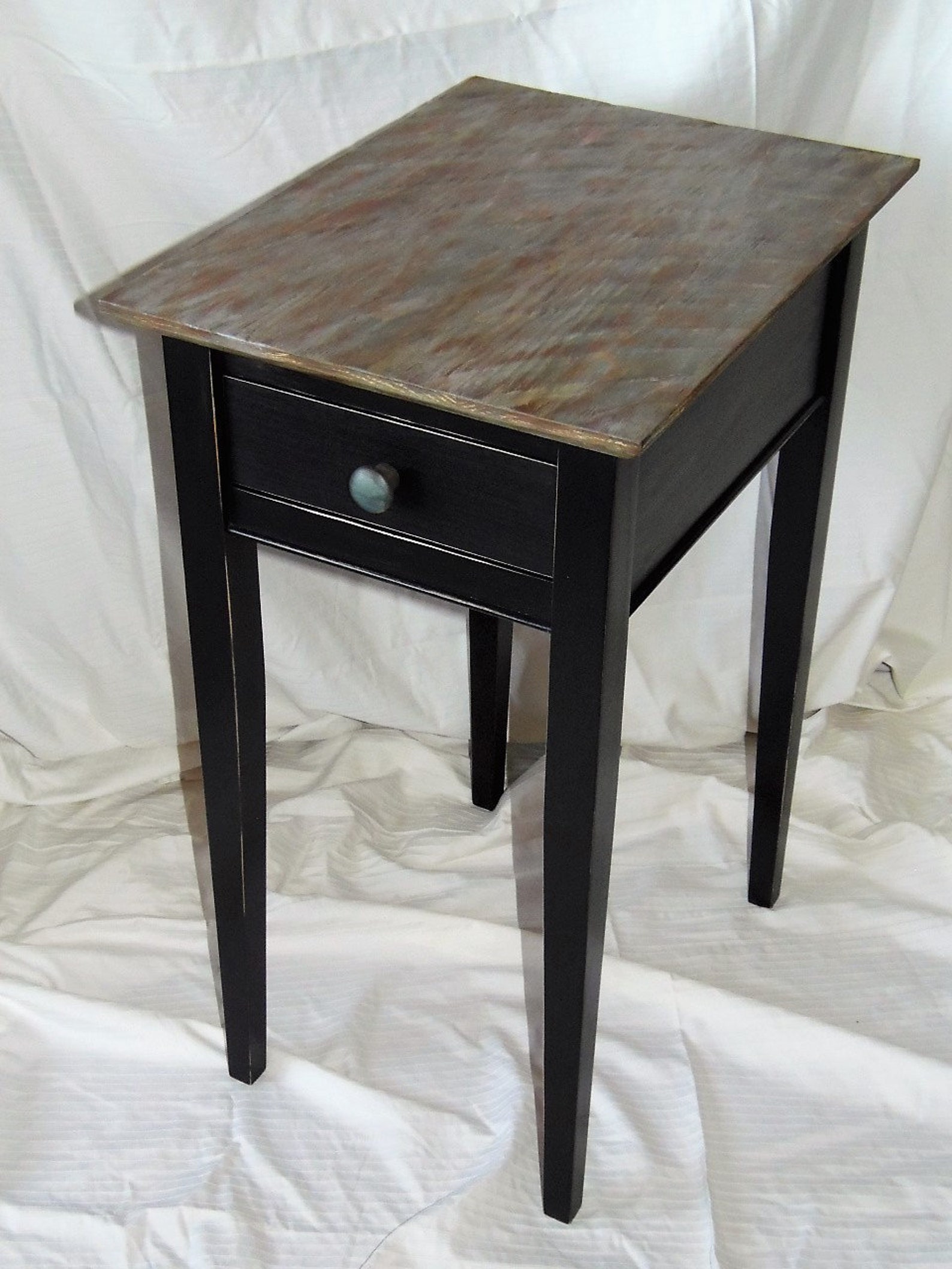 Rustic Barn Wood Top End Table - Etsy