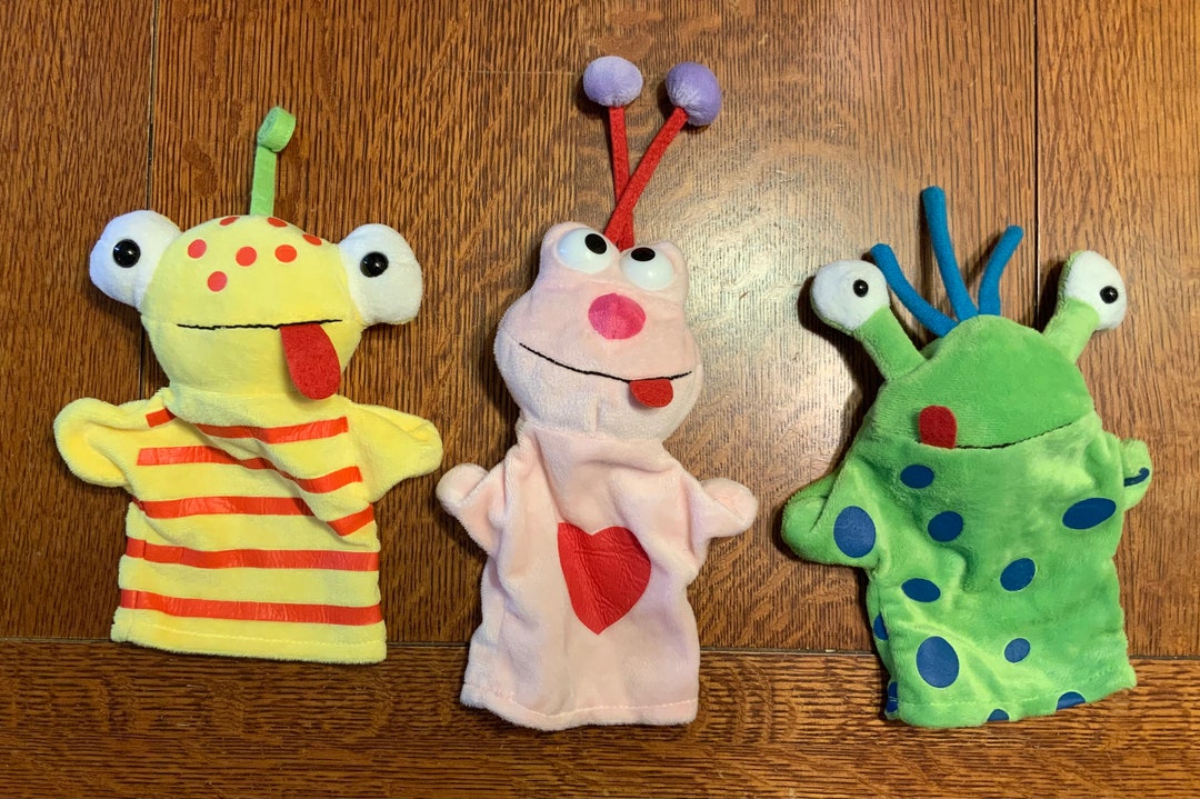 Set of 3 Monster / Alien Hand Puppets - Etsy