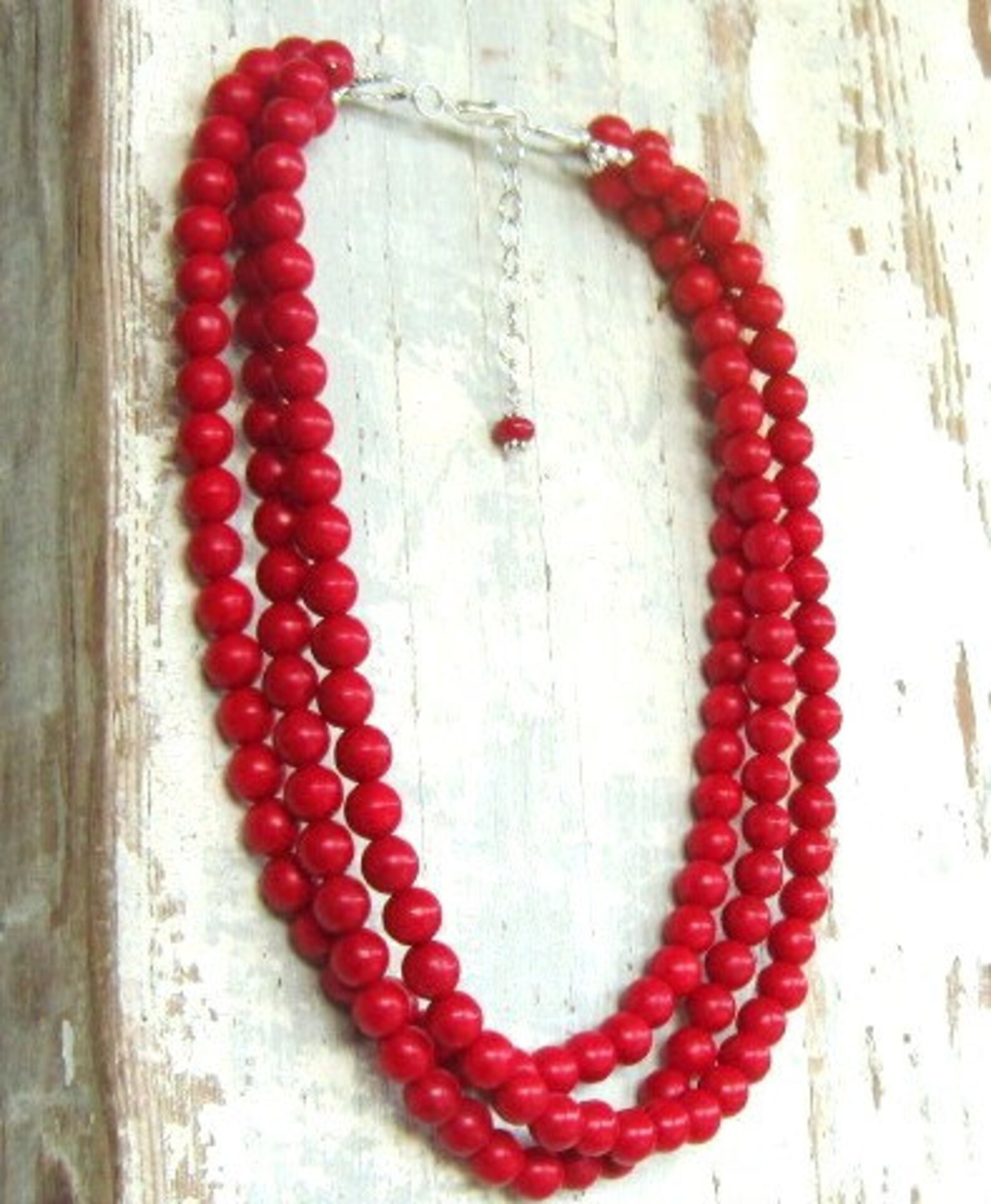 Red Turquoise Necklace. Triple Strand Red Necklace. Howlite - Etsy