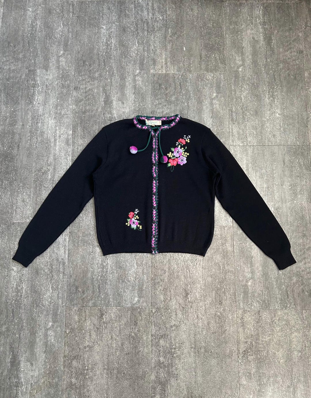 1940s Cardigan . Vintage Floral Embroidered Sweater . Size Medium to L ...