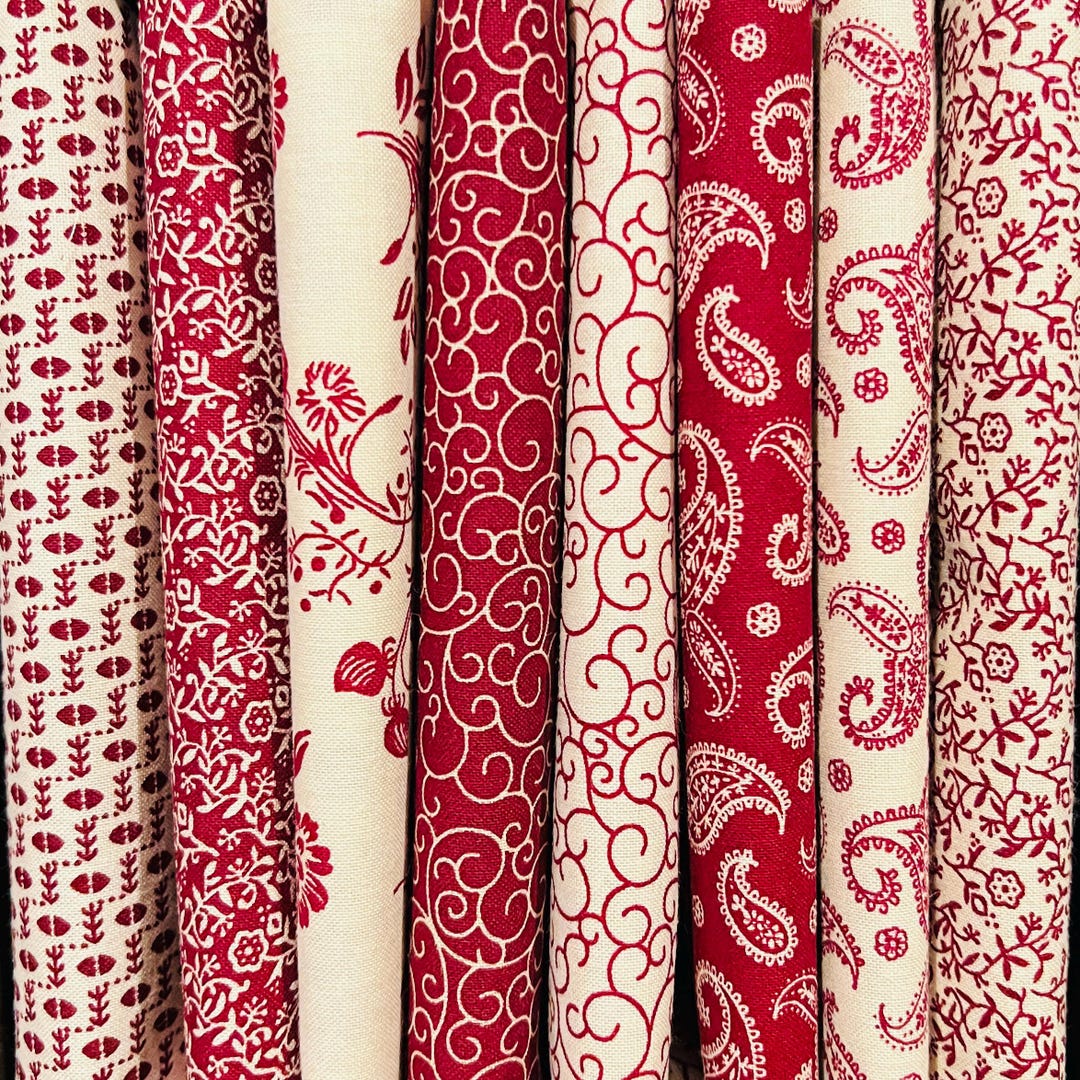 8 Fat Quarters - Vintage Reproduction Burgundy & White - 18" X 22 ...