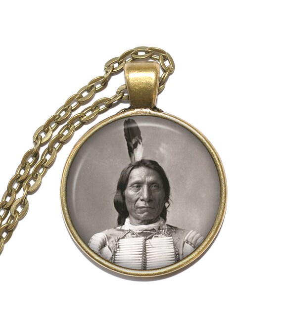 Lakota necklace store