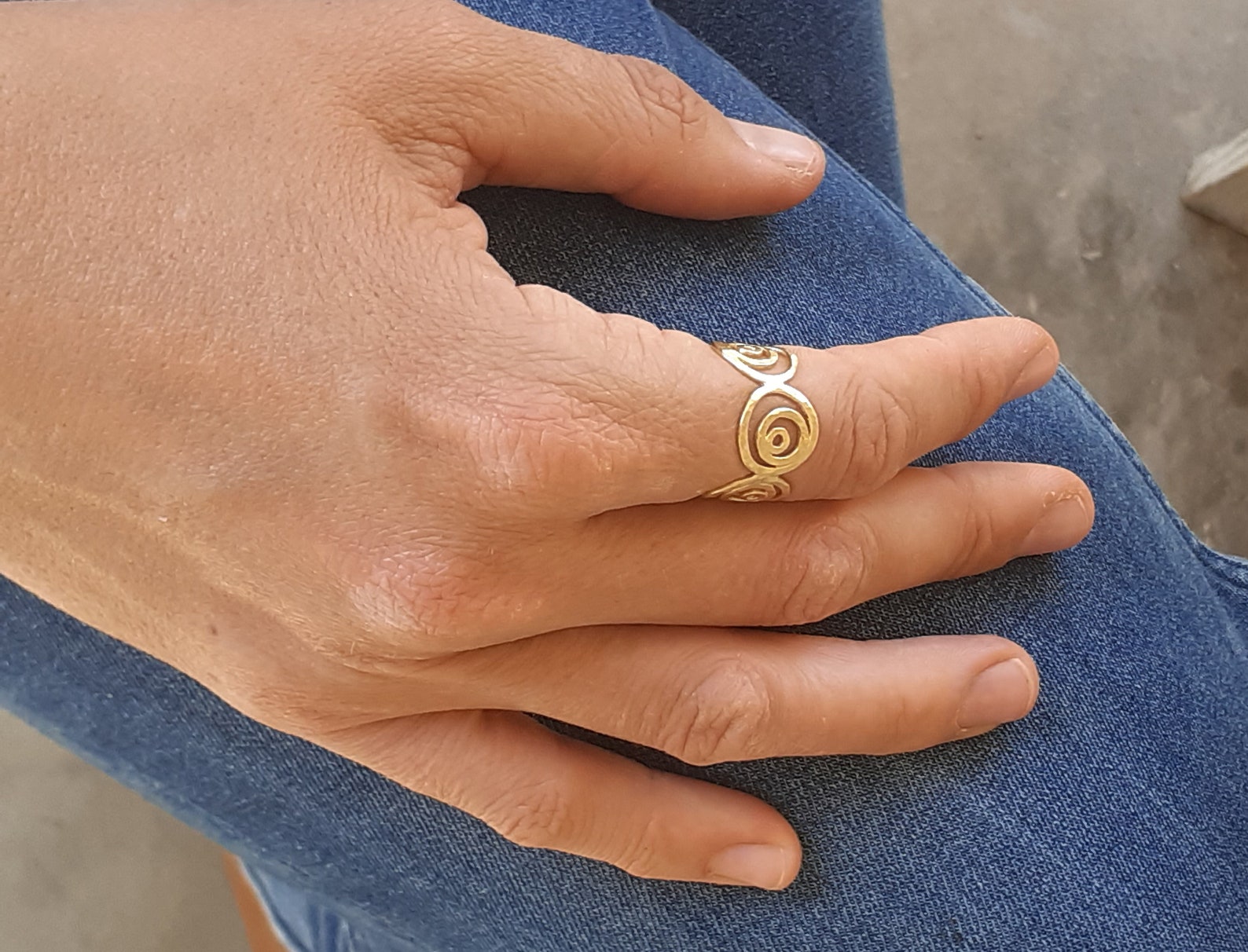 14k Gold filled circle ring Gold spiral ring | Etsy
