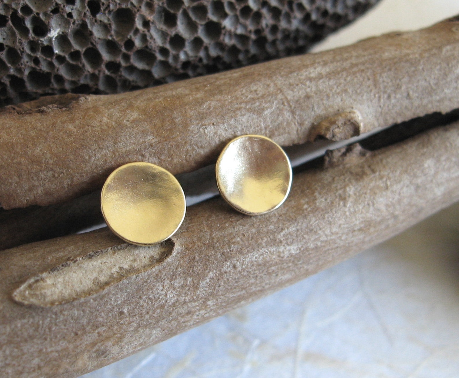 14k Solid Gold Disc Stud Earrings Gold Circle Post Earrings - Etsy