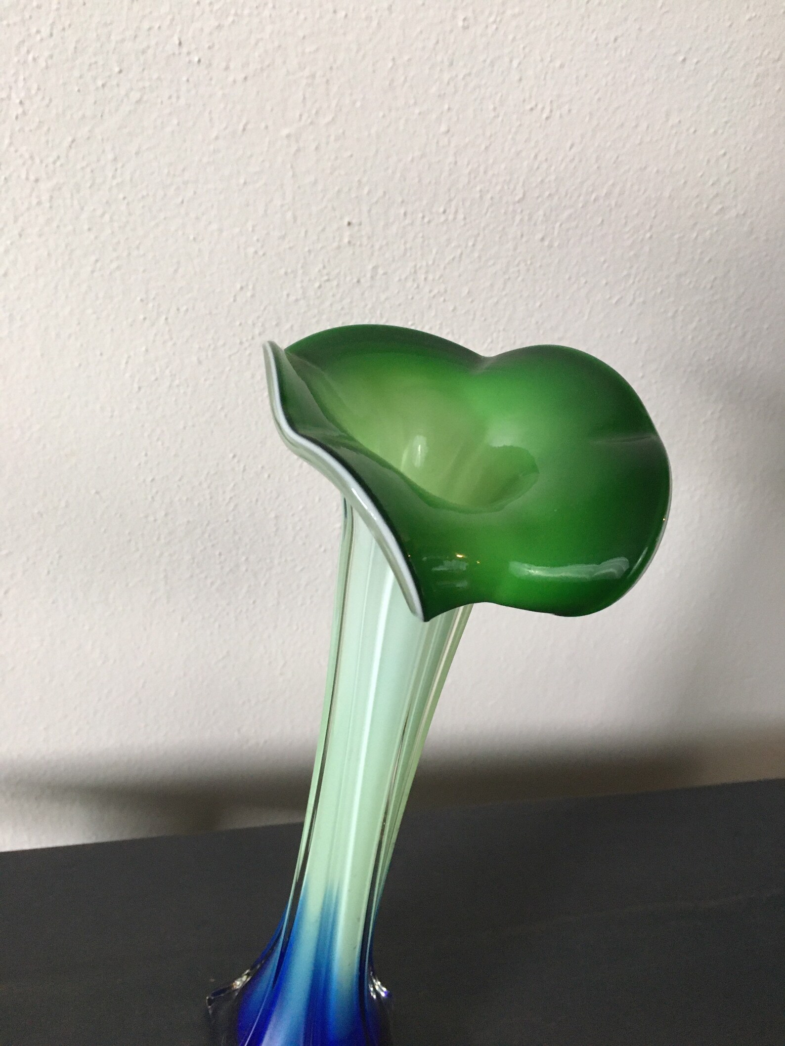 Vintage 1970s/1980s Tulip Vase Twisted Glass Green Blue Tall Skinny ...