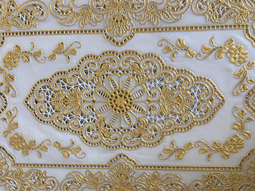 Vintage 1950s Gold Placemats 7 Settings Gold White Glam Posh Regal ...