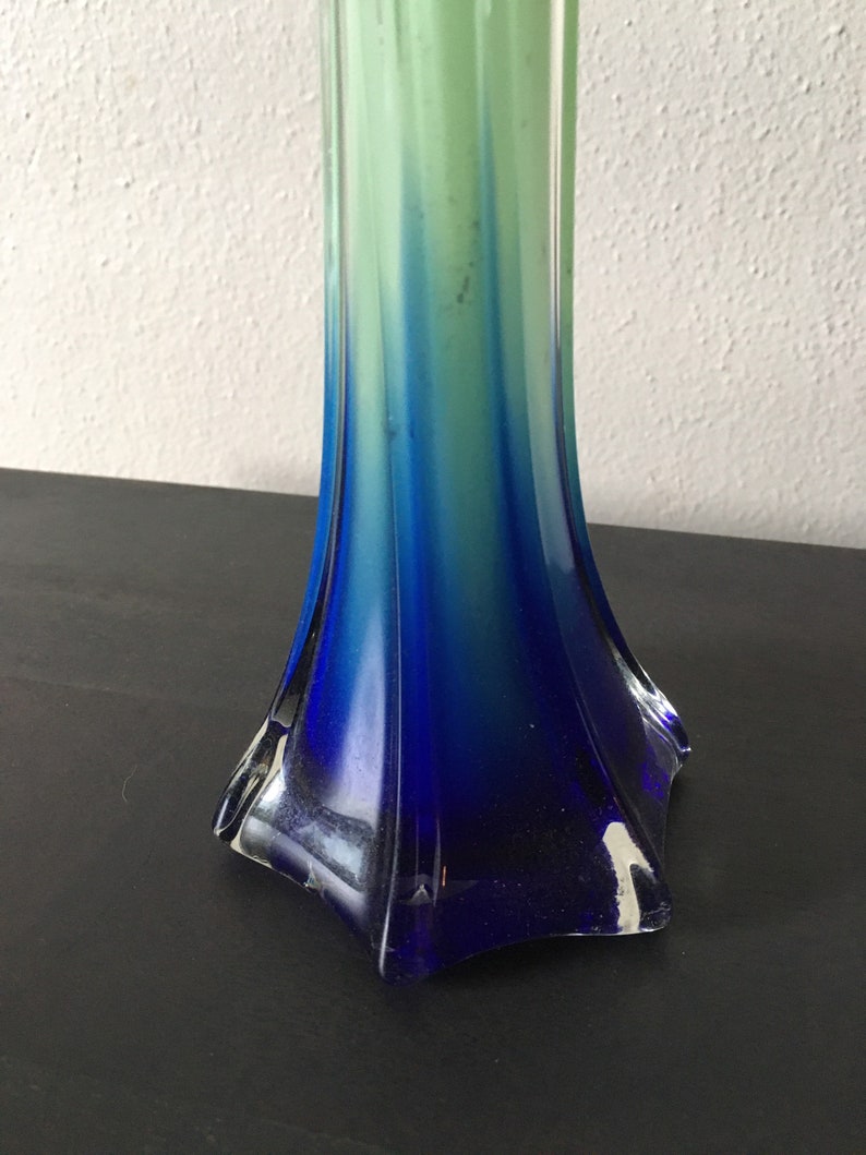 Vintage 1970s/1980s Tulip Vase Twisted Glass Green Blue Tall Skinny ...
