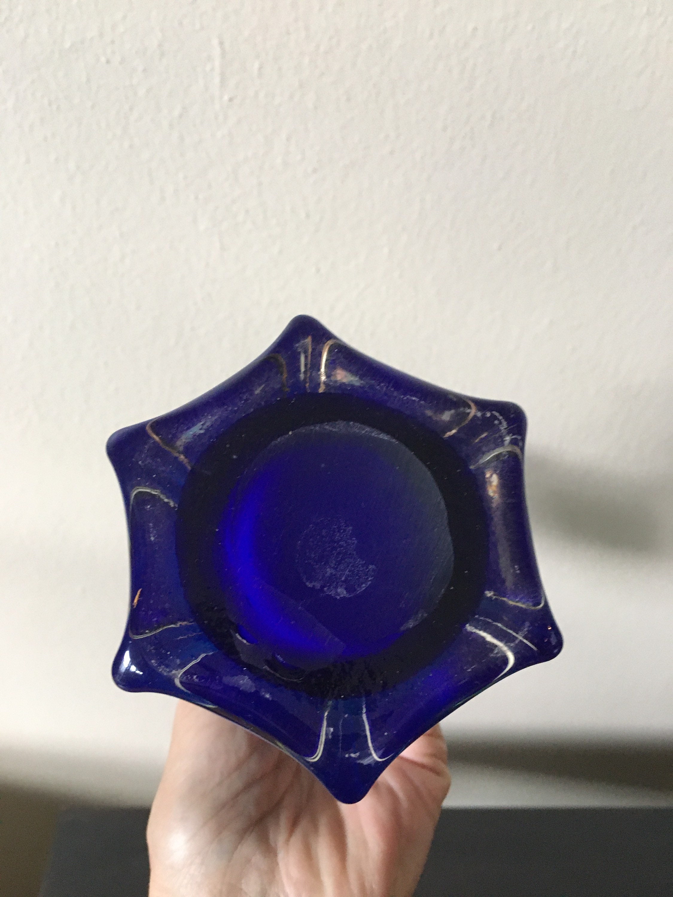 Vintage 1970s/1980s Tulip Vase Twisted Glass Green Blue Tall Skinny ...