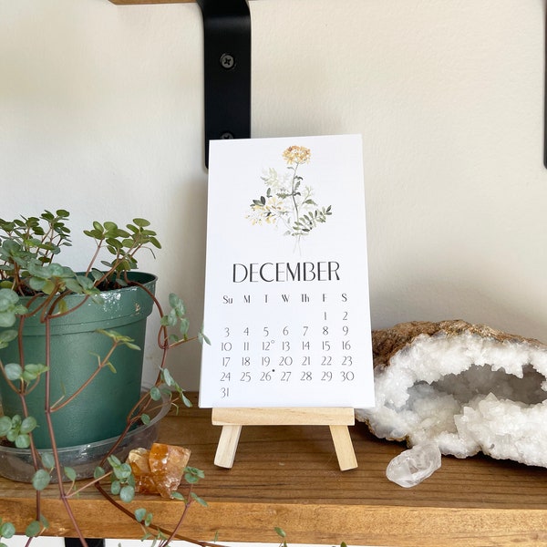 Easel Calendar - Etsy
