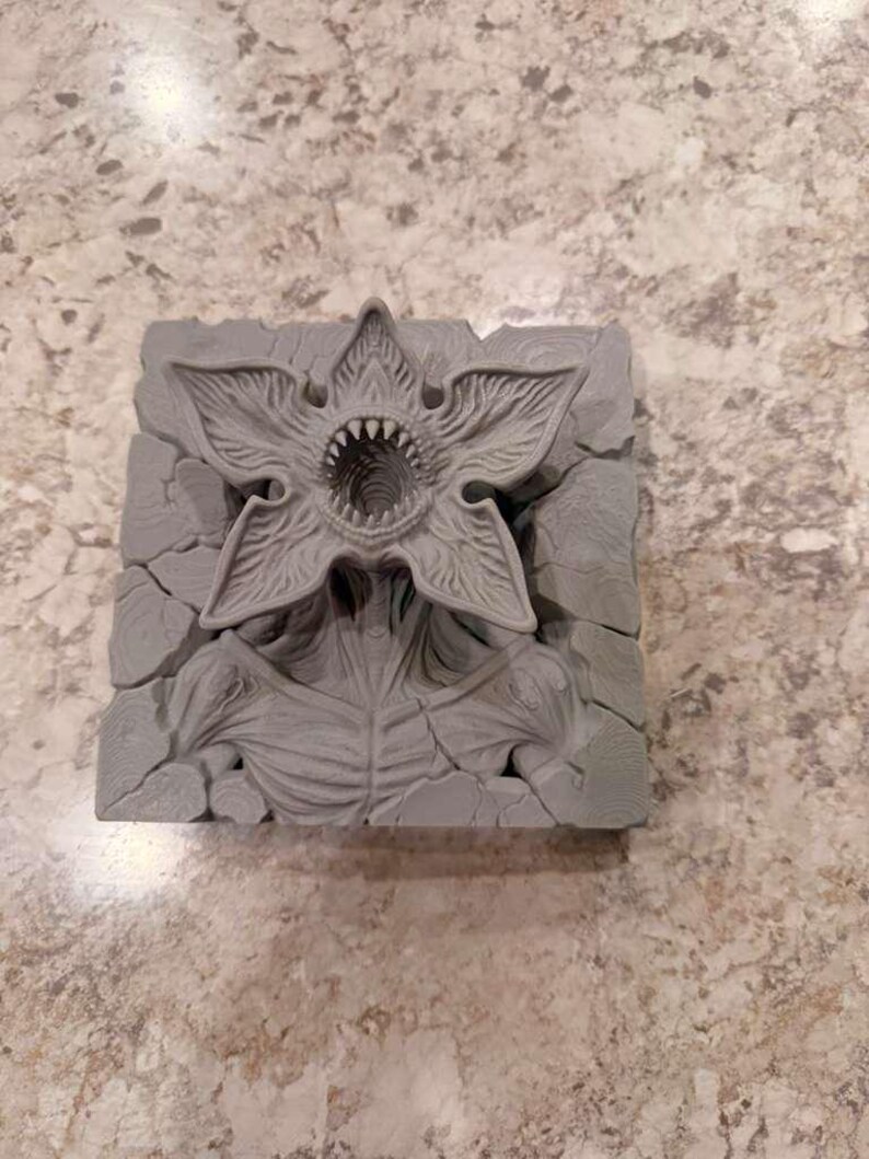 3D Printed Demogorgon | Fantasy Monster Decor - Etsy