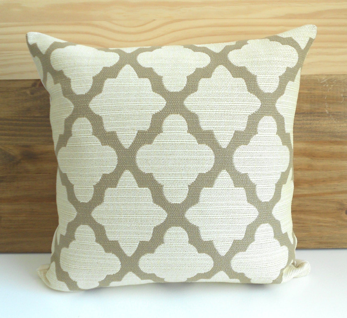 Tan and Ivory Morrocan Quatrefoil Geometric Decorative Throw - Etsy