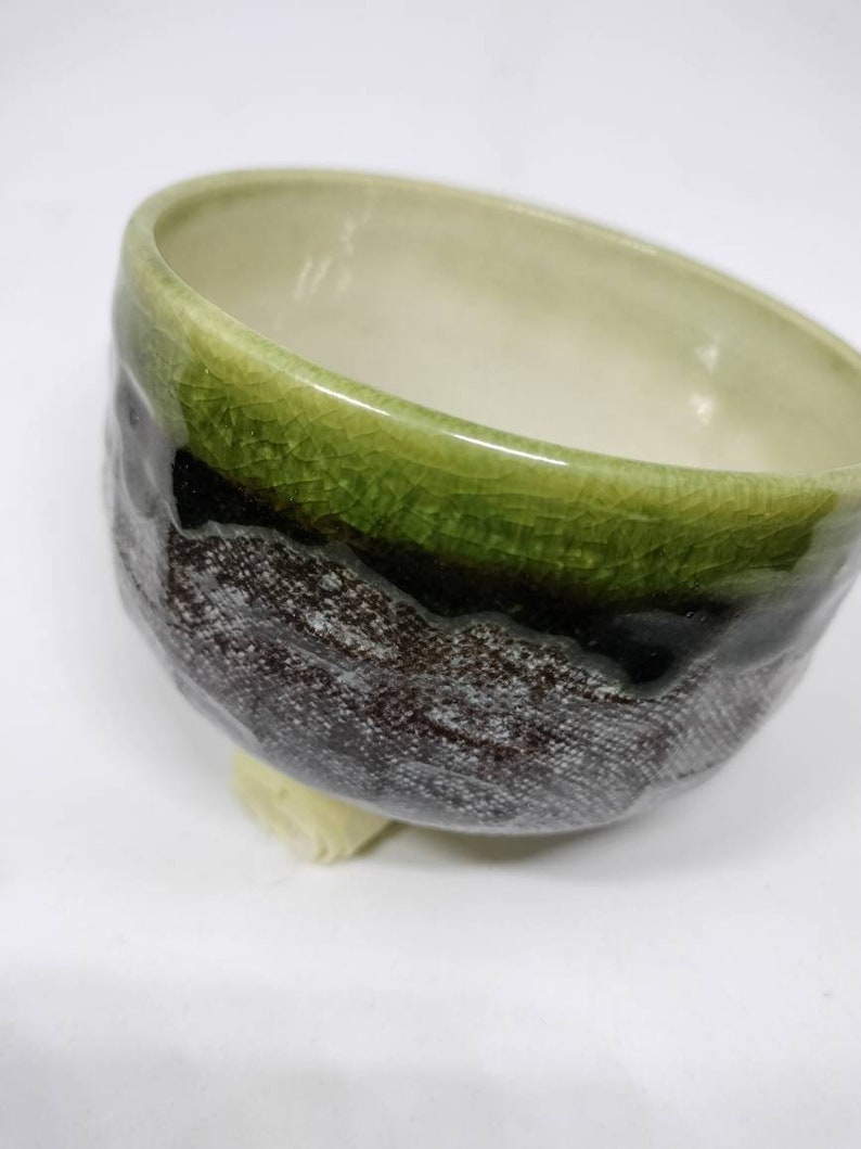 Vintage Japanese Hand-made Oribe-ware Tea Bowl, Chawan . With Green and ...