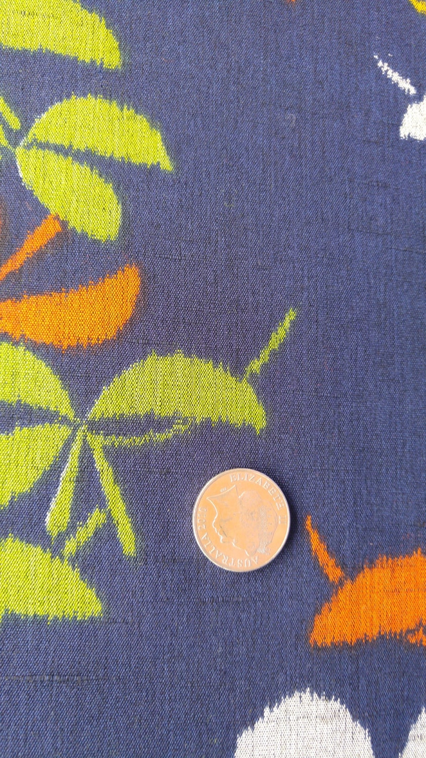 Vintage Japanese wool kimono fabric 92 cm x 36 cm kasuri ikat leaves