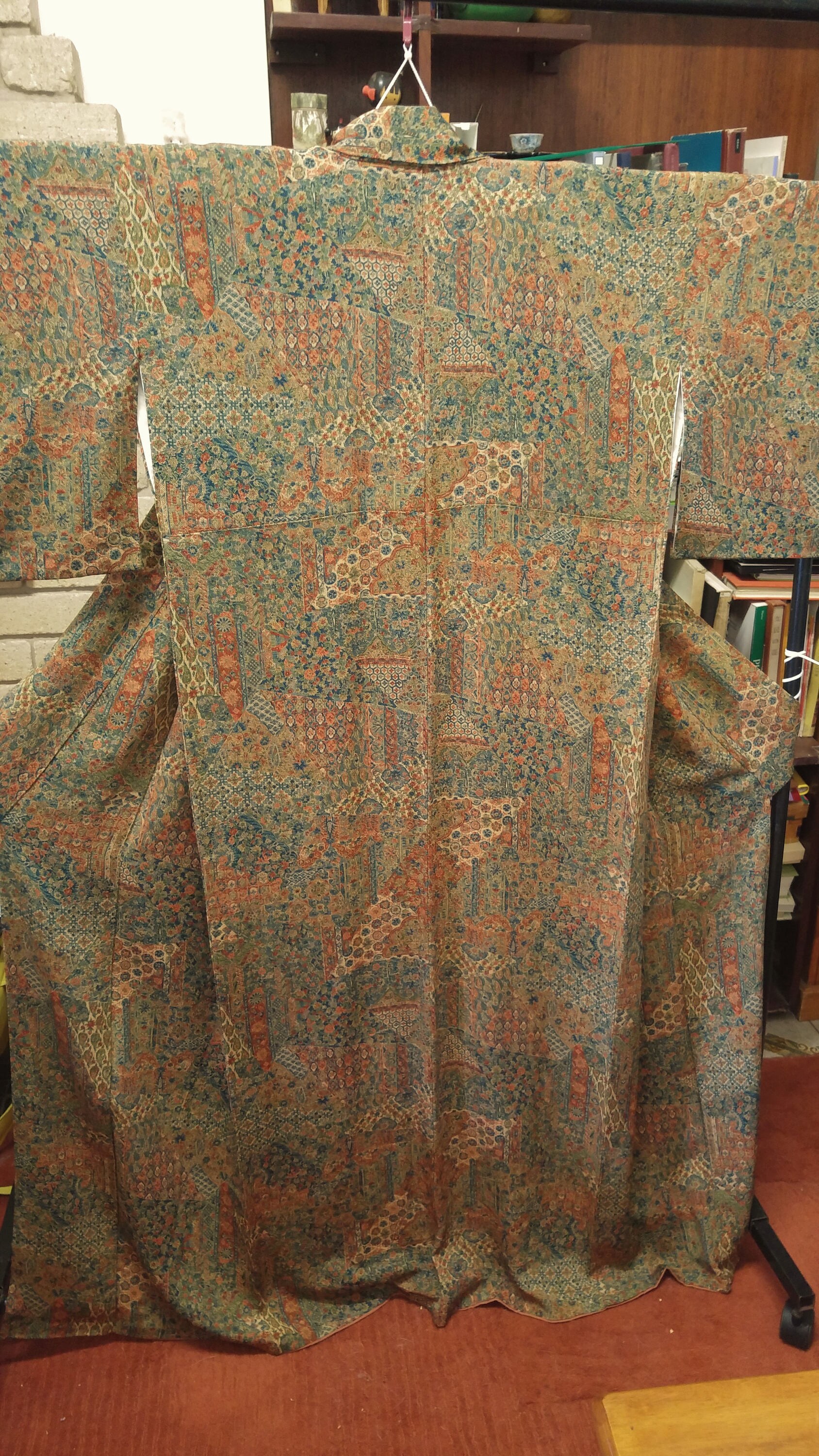 Vintage Japanese soft silk kimono brown sarassa pattern.