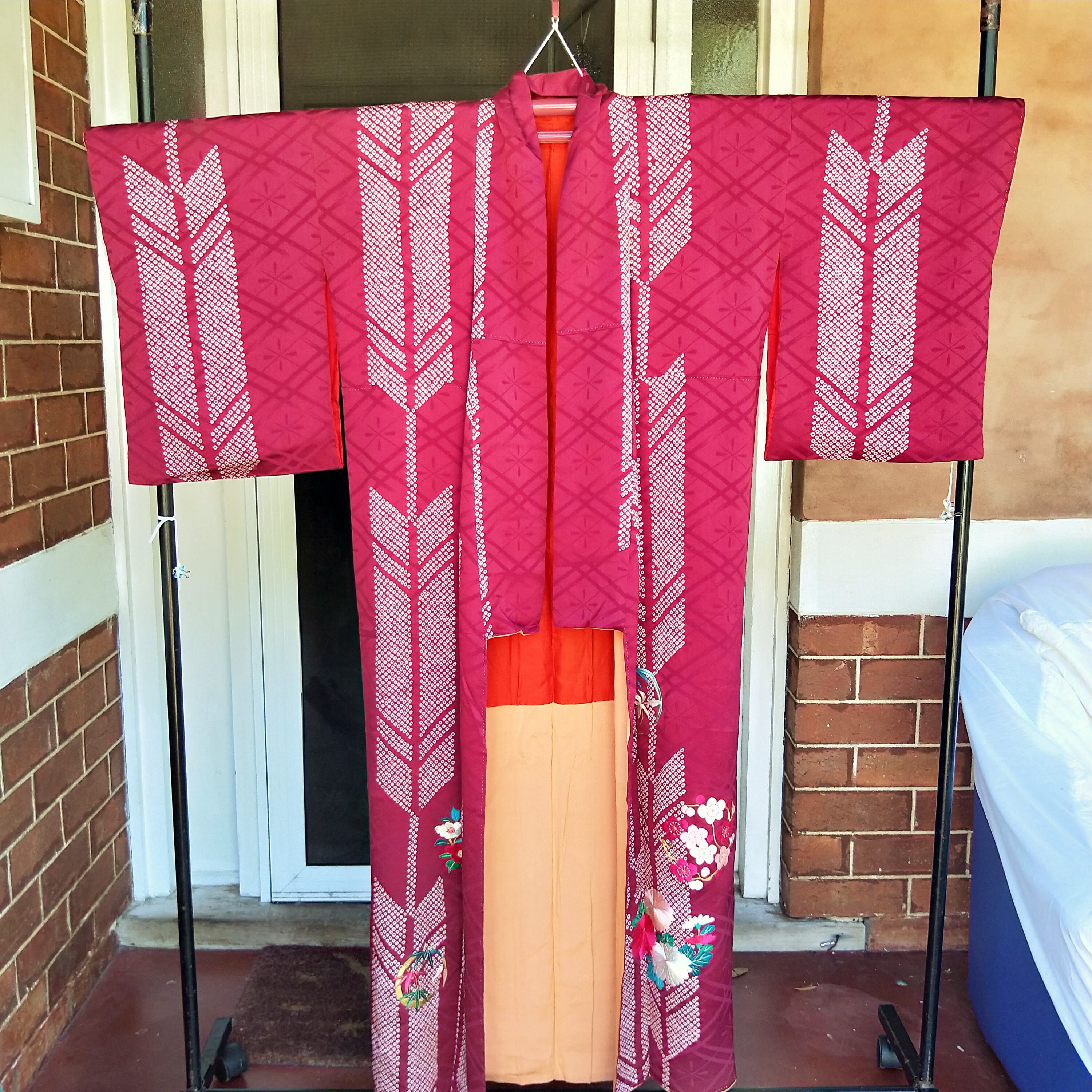 Antique Japanese rinzu fine weaves purple wine, silk kimono with ...