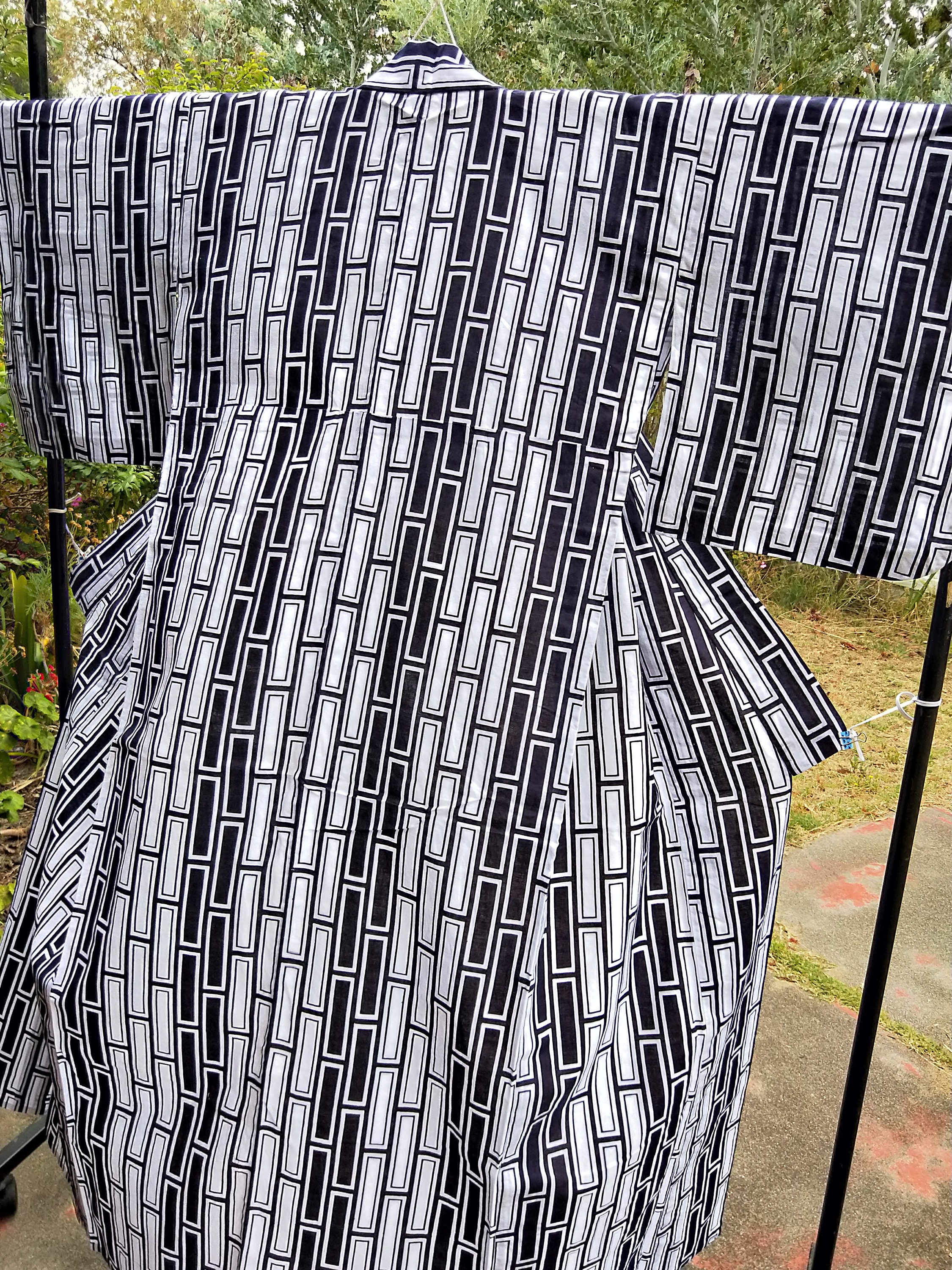 Vintage Japanese cotton yukata kimono indigo blue rectangles on white ...