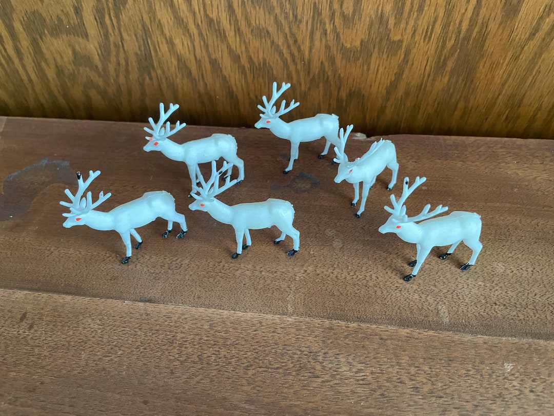 Plastic Reindeer, Vintage Reindeer, Set of 6, Xmas Decor, Craft Supply ...