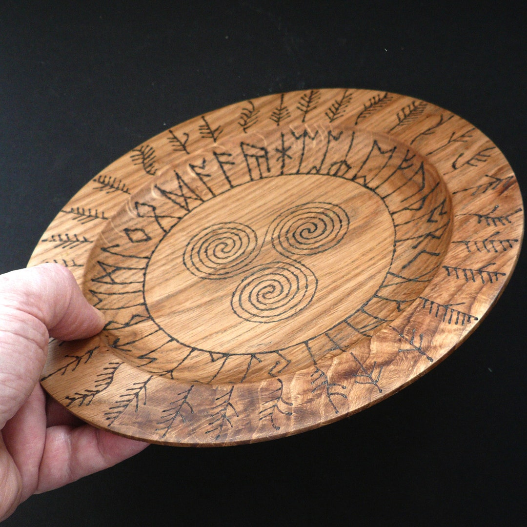 Oak Rune Divination Dish. 'the Norns' - Etsy