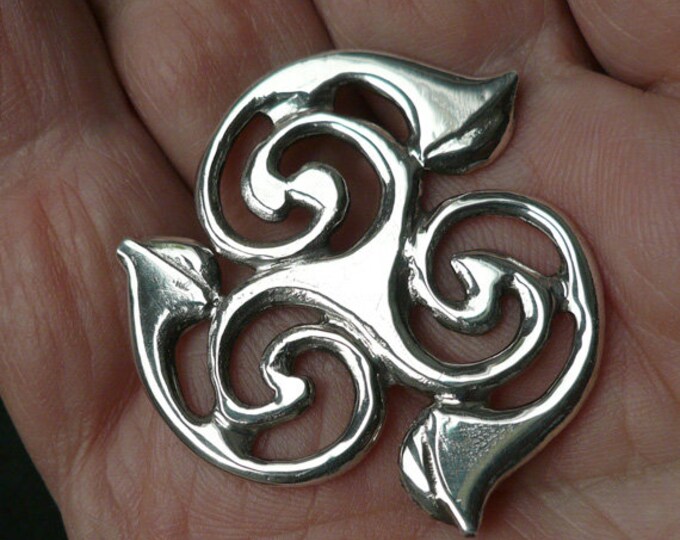 Celtic Triskele Trikelion Sterling Silver Ritual and - Etsy