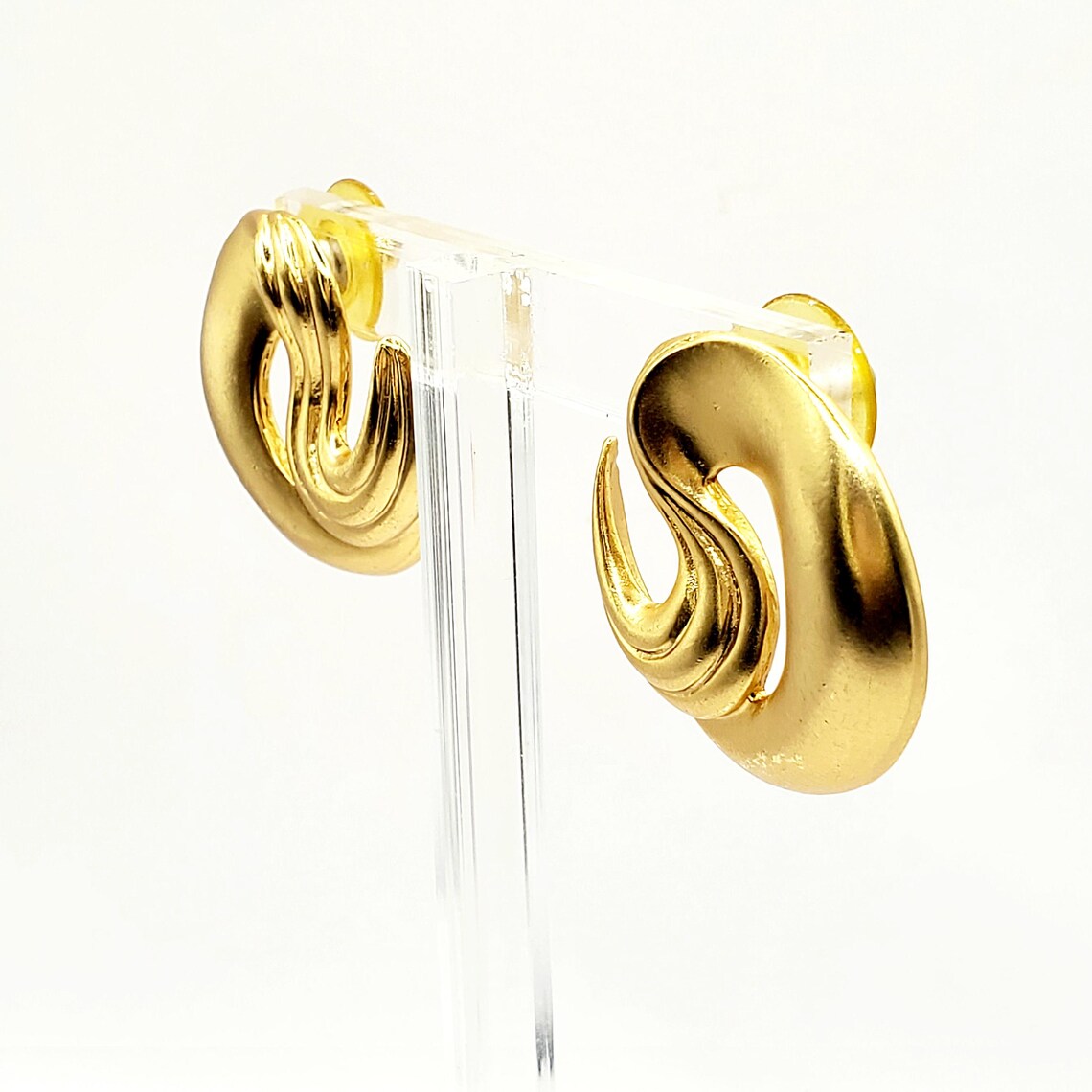 Matte Gold Swirl Pierced Earrings, 1980's Big Swirl Earrings - Etsy