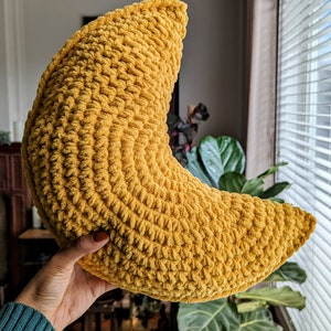 Easy Moon Pillow Crochet Pattern for Beginners | Neck Pillow (PDF ...